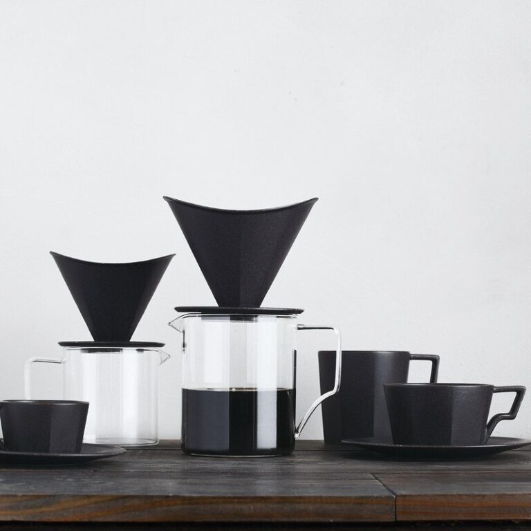 Oct Cup & Saucer by Kinto - Black 220ml - Ele Living
